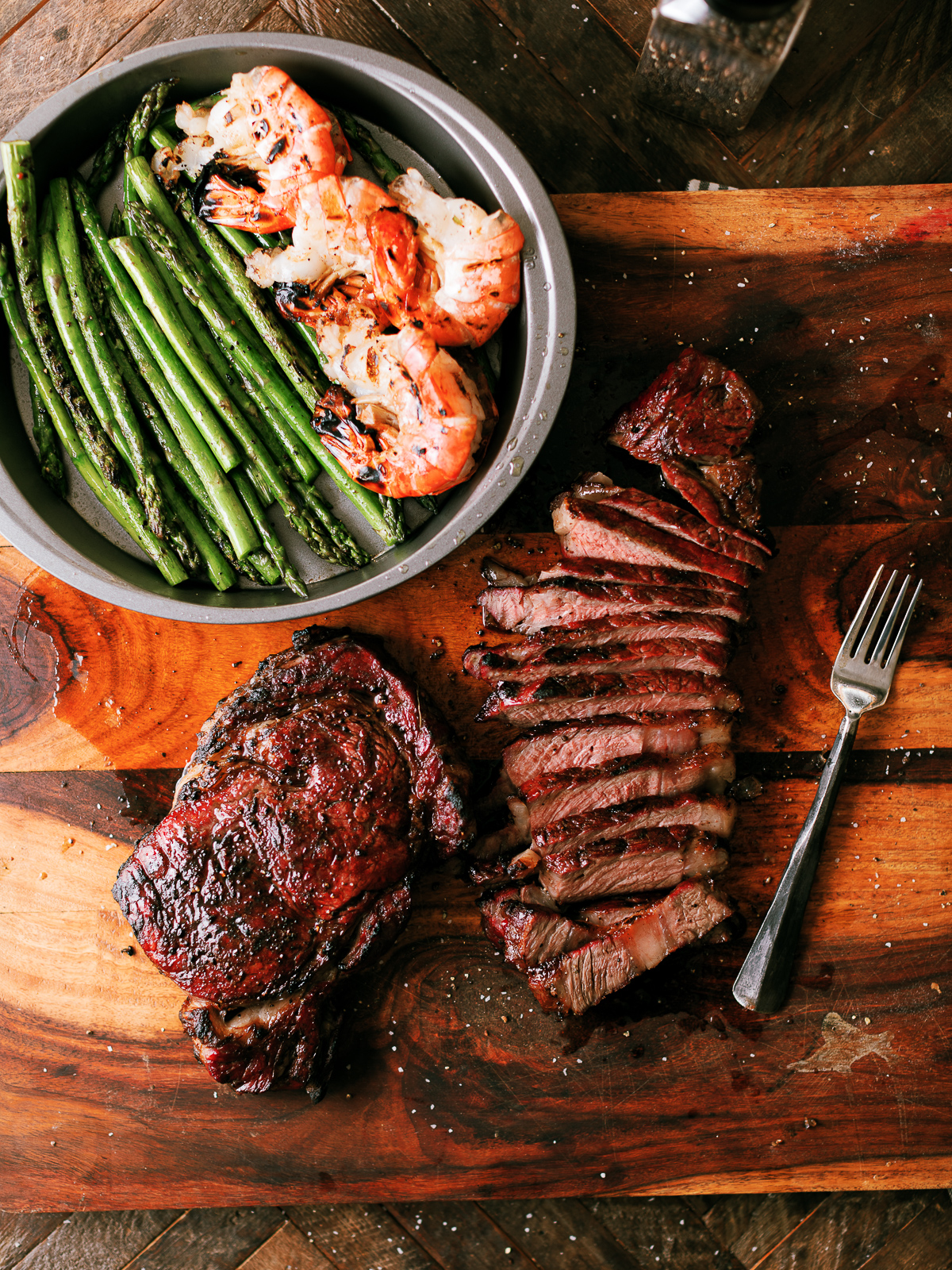 Cold Grate Seared Smoked Rib Eye Steaks - Dad With A Pan