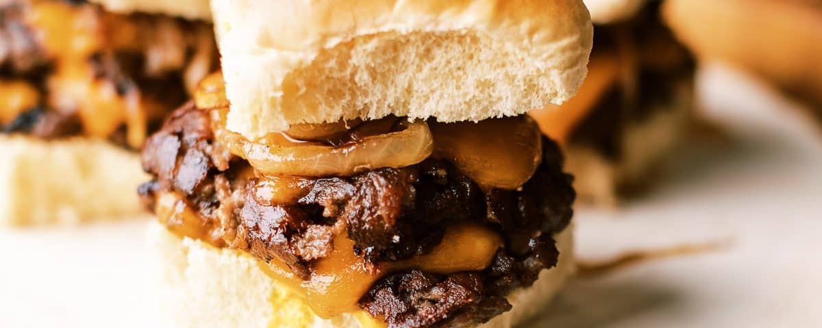 Smashburger Sliders With Grilled Onions - Dad With A Pan